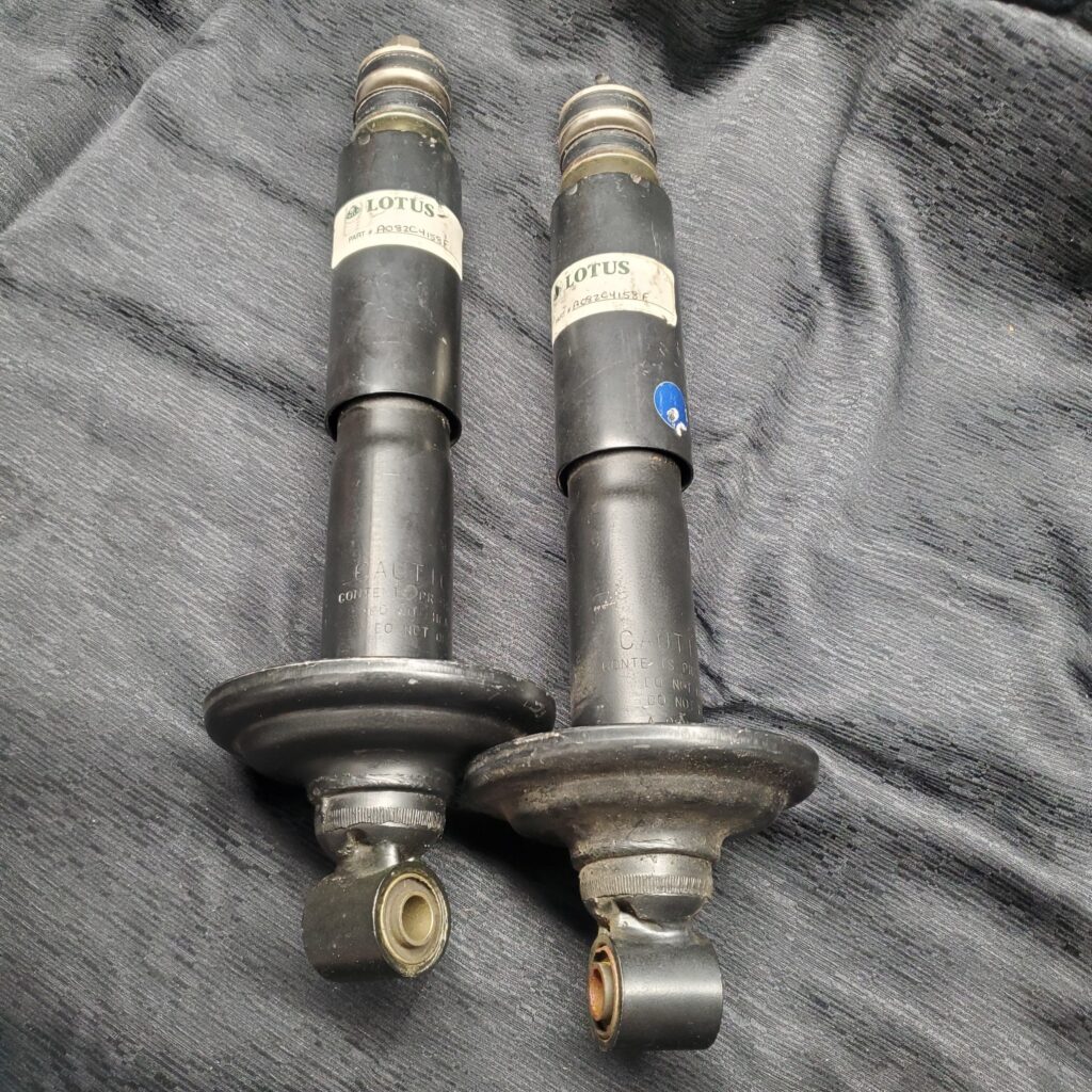 A082C4158F - Damper Set | West-Cam Classic Performance